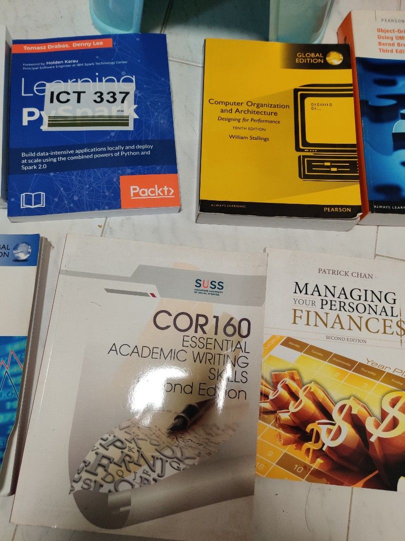 SUSS ICT Python Textbooks, Hobbies & Toys, Books & Magazines, Textbooks ...