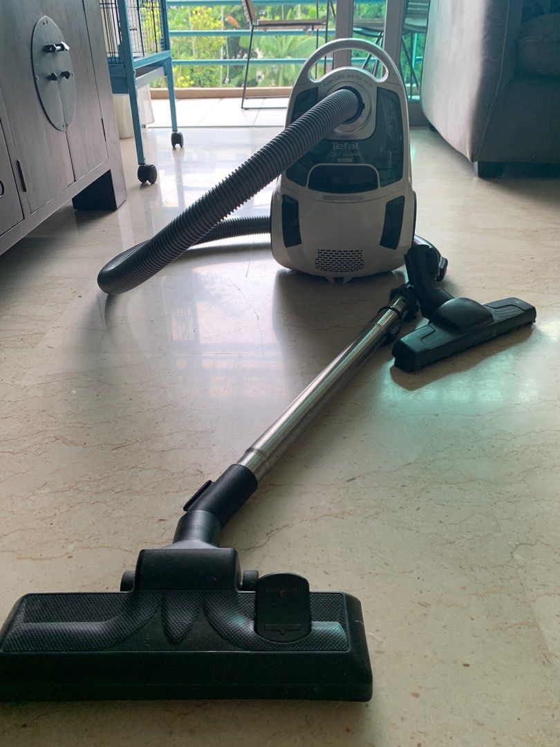 Tfal city space vacuum cleaner, TV & Home Appliances, Vacuum Cleaner ...