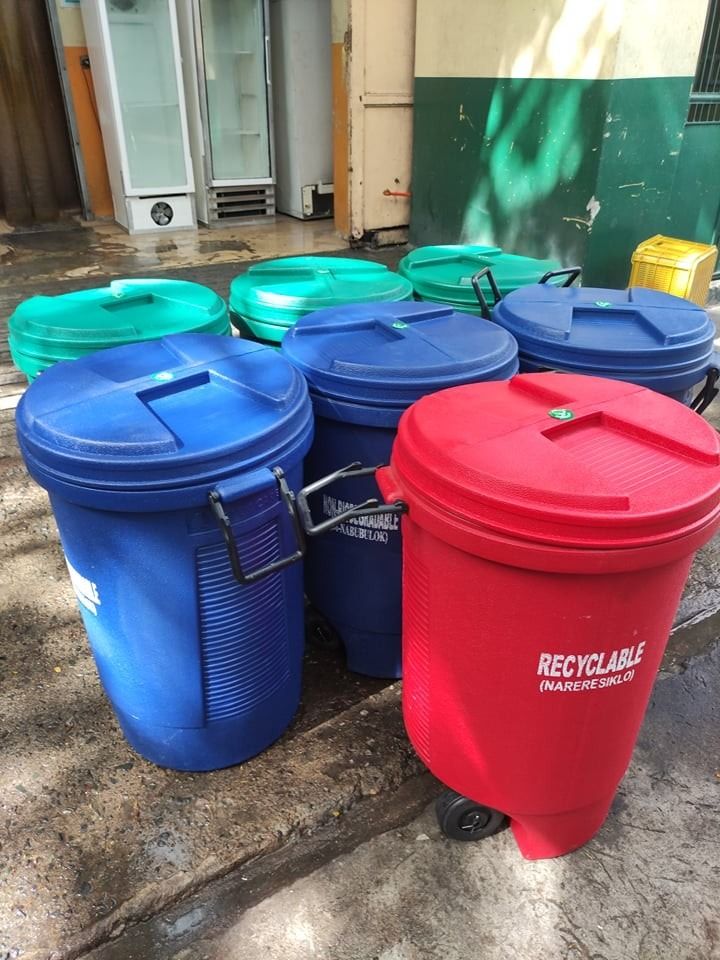 TROLLING TRASH BIN on Carousell