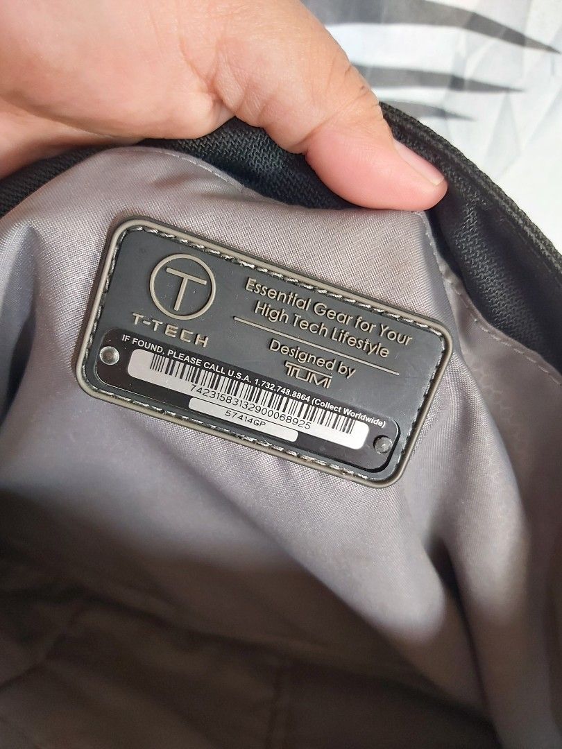 Tumi t tech messenger ..., Men's Fashion, Bags, Sling Bags on Carousell