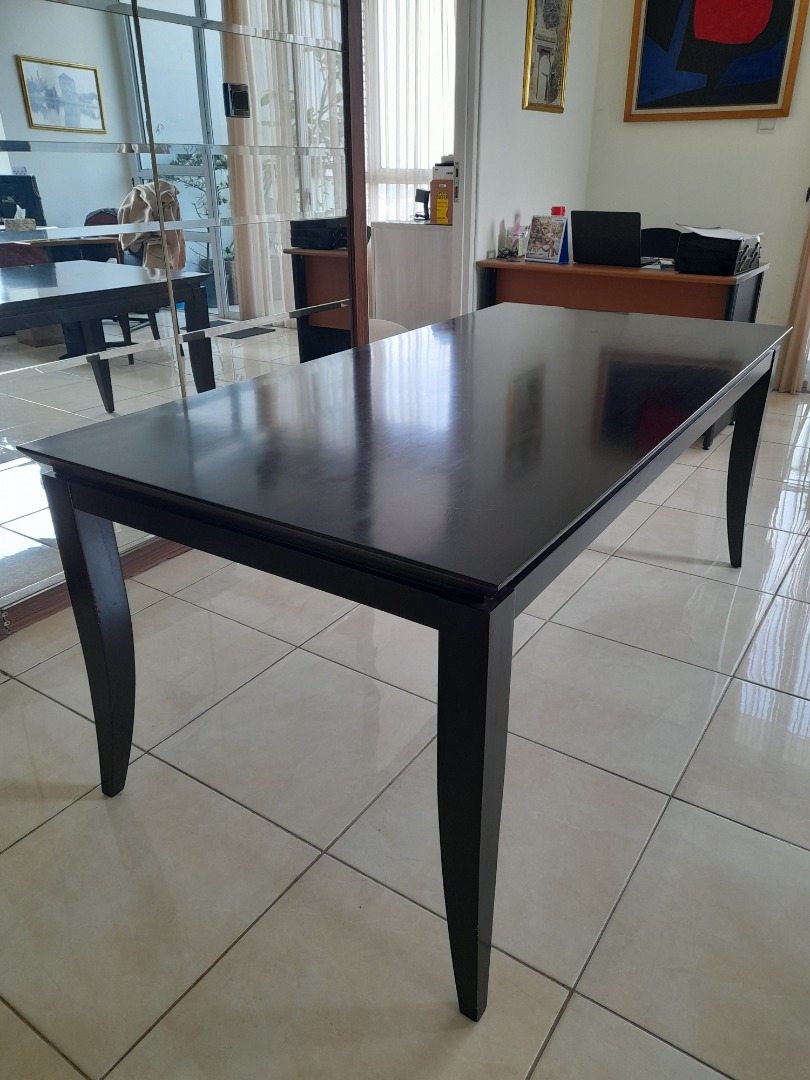 VIVERE-Dining Table, Perabotan Rumah di Carousell