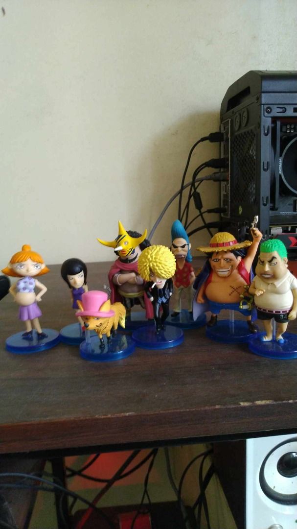 WCF fake Luffy and Pirate crew set Rare hard to find all authentic with ...