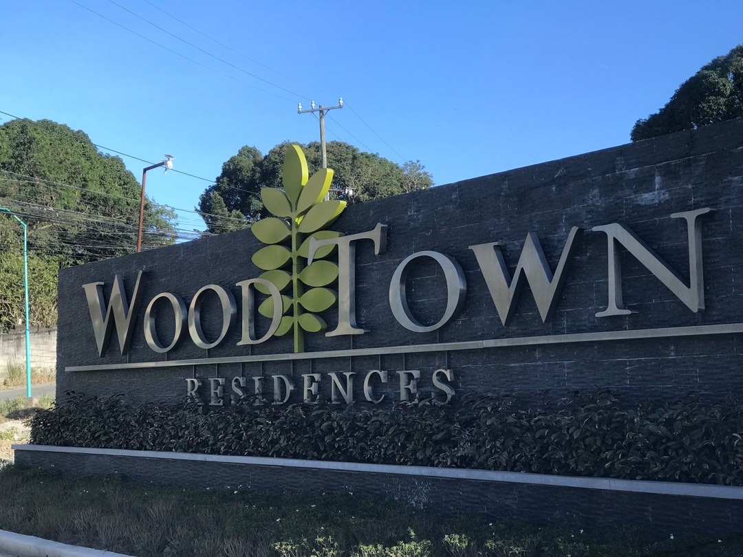 Woodtown Townhouse in Dasma Cavite on Carousell