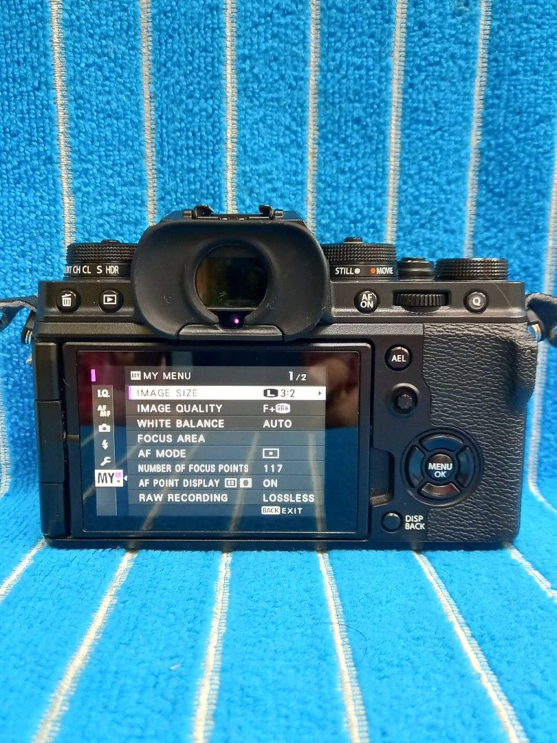 X-T4 body Fujifilm XT4, Photography, Cameras on Carousell