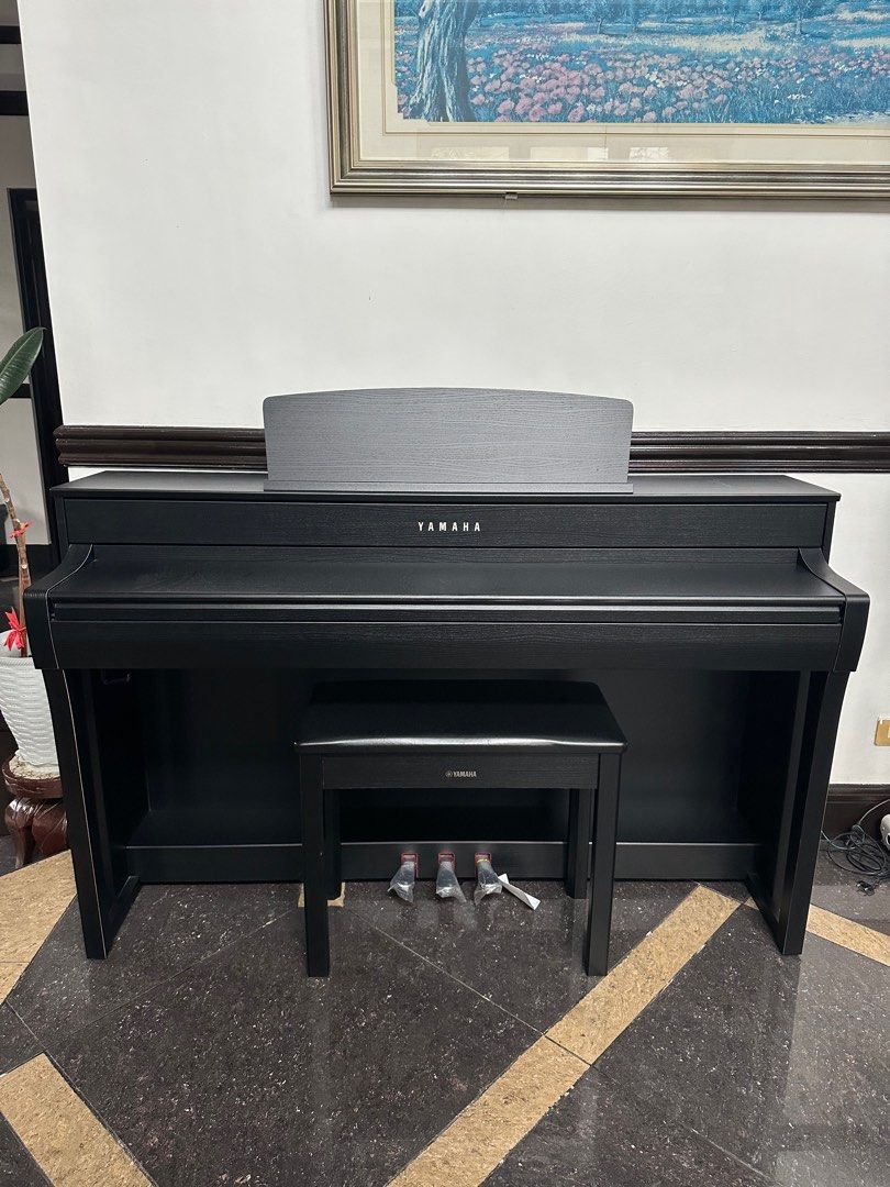 Yamaha Clavinova CLP-745 B Digital Piano with bench, Hobbies & Toys ...