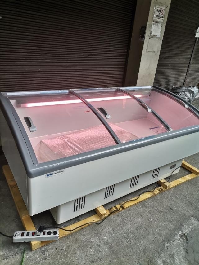 2M ISLAND FREEZER CHEST TYPE, TV & Home Appliances, Kitchen Appliances ...