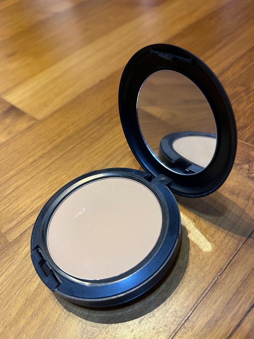 Authentic MAC Studio Fix Powder Plus Foundation - NC43, Beauty ...