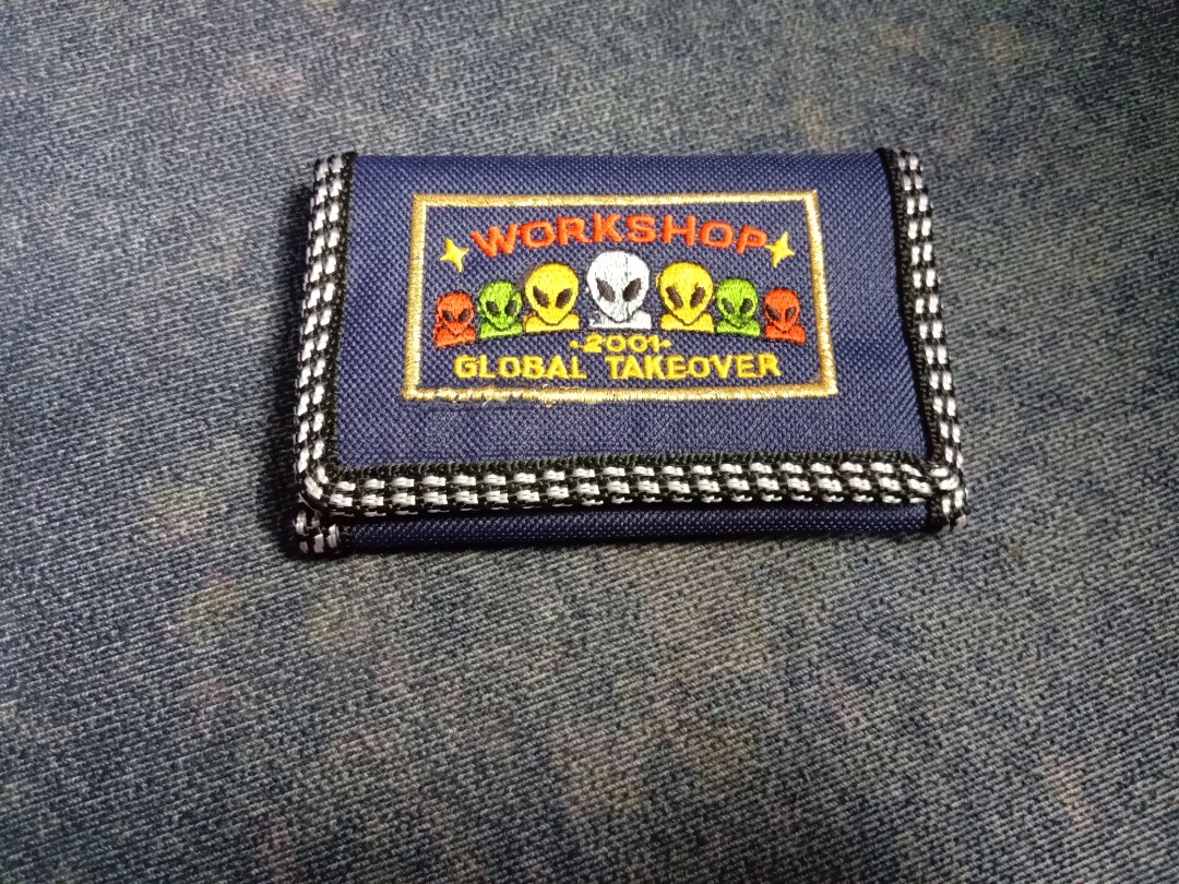 Beg alien workshop untuk dilepaskan, Men's Fashion, Bags, Belt bags ...