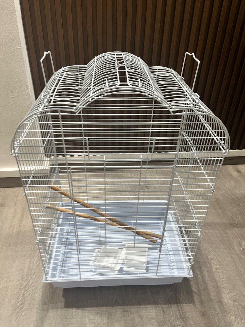 Bird cage, Pet Supplies, Homes & Other Pet Accessories on Carousell