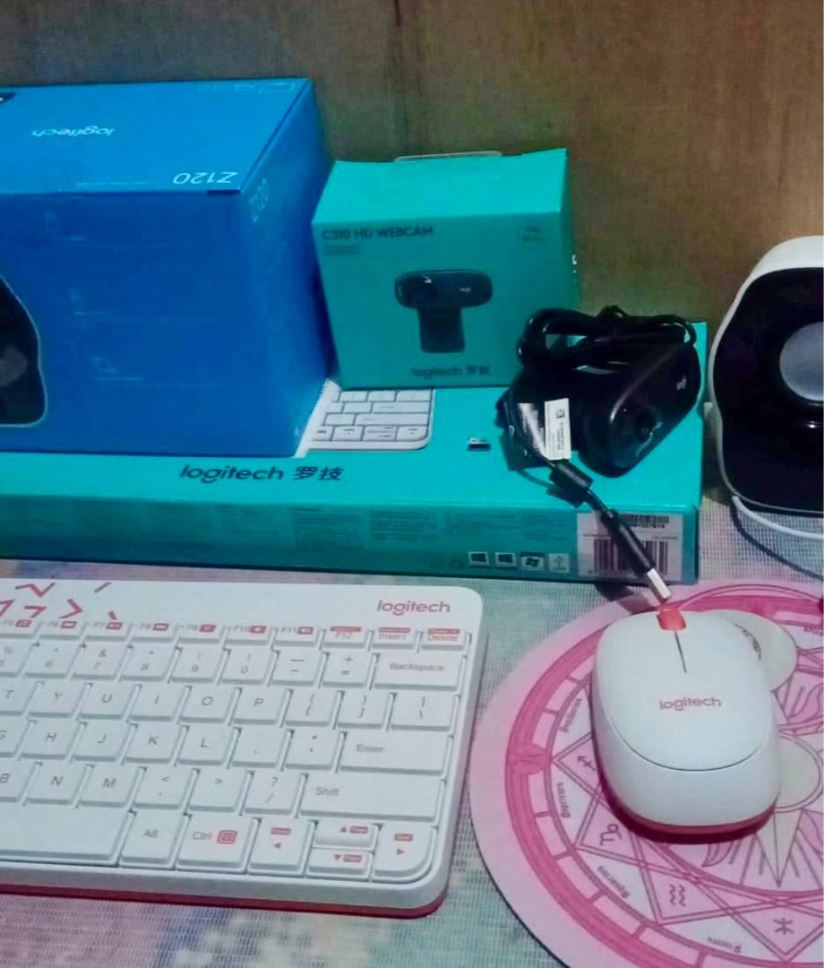 Bluetooth Keyboard With Mouse Computers And Tech Parts And Accessories Computer Keyboard On Carousell