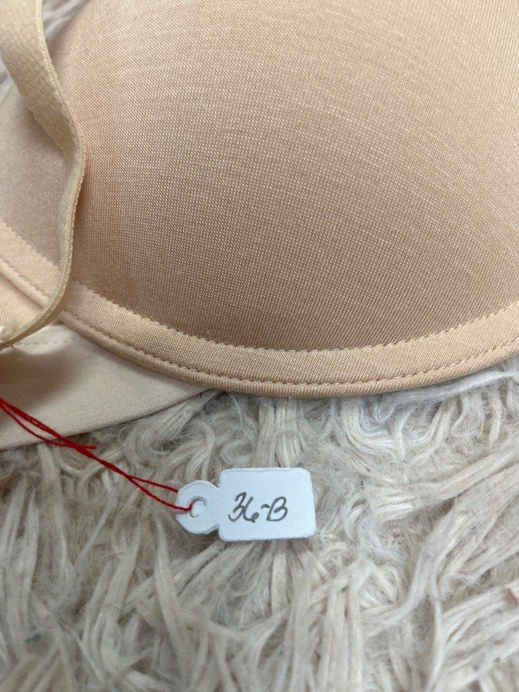 Branded padded nude no wire bra size 36B on Carousell