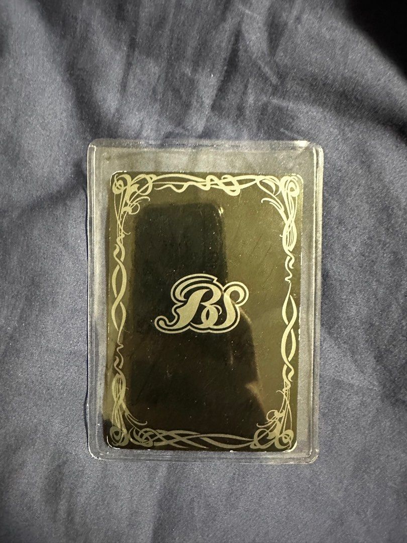 BS Card BS01-X01[X] 龍皇日格弗裏德 Revival（閃卡） 連卡套, 興趣及遊戲, 玩具 & 遊戲類 - Carousell