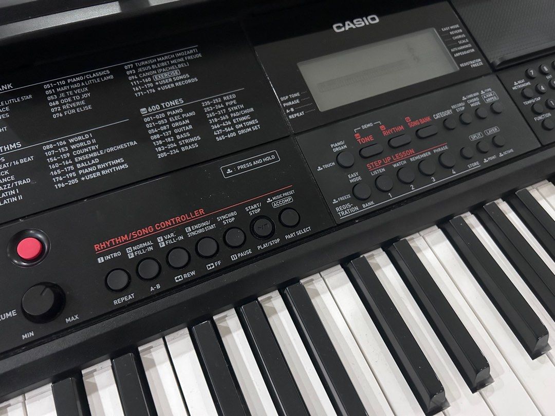 Casio CTX-700 Piano, Hobbies & Toys, Music & Media, Musical Instruments ...