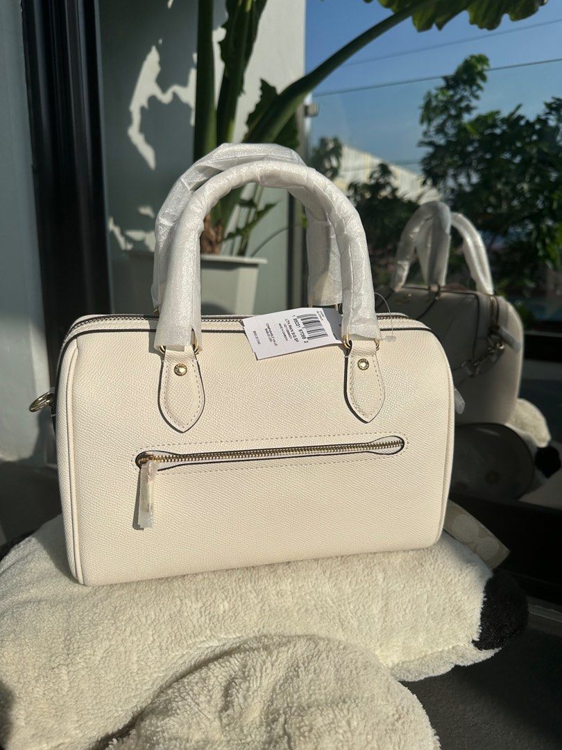 coach rowan white, Luxury, Bags & Wallets on Carousell