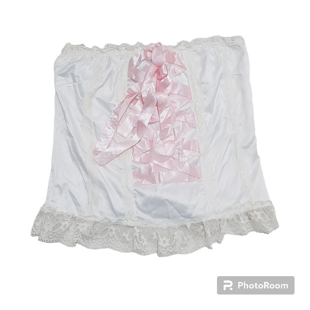 Coquette Tops: BUNDLE, Women's Fashion, Tops, Others Tops on Carousell