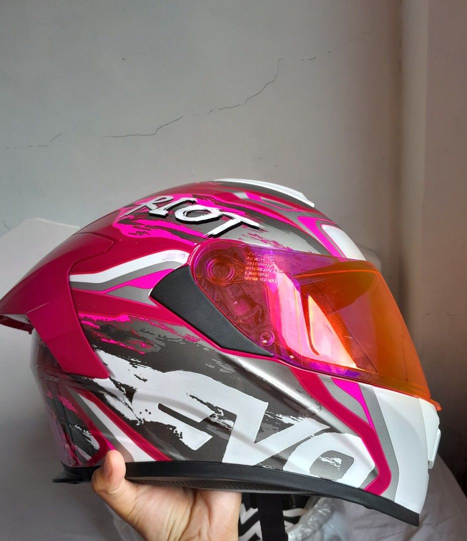 EVO Riot Pink Helmet, Motorbikes, Motorbike Parts & Accessories ...