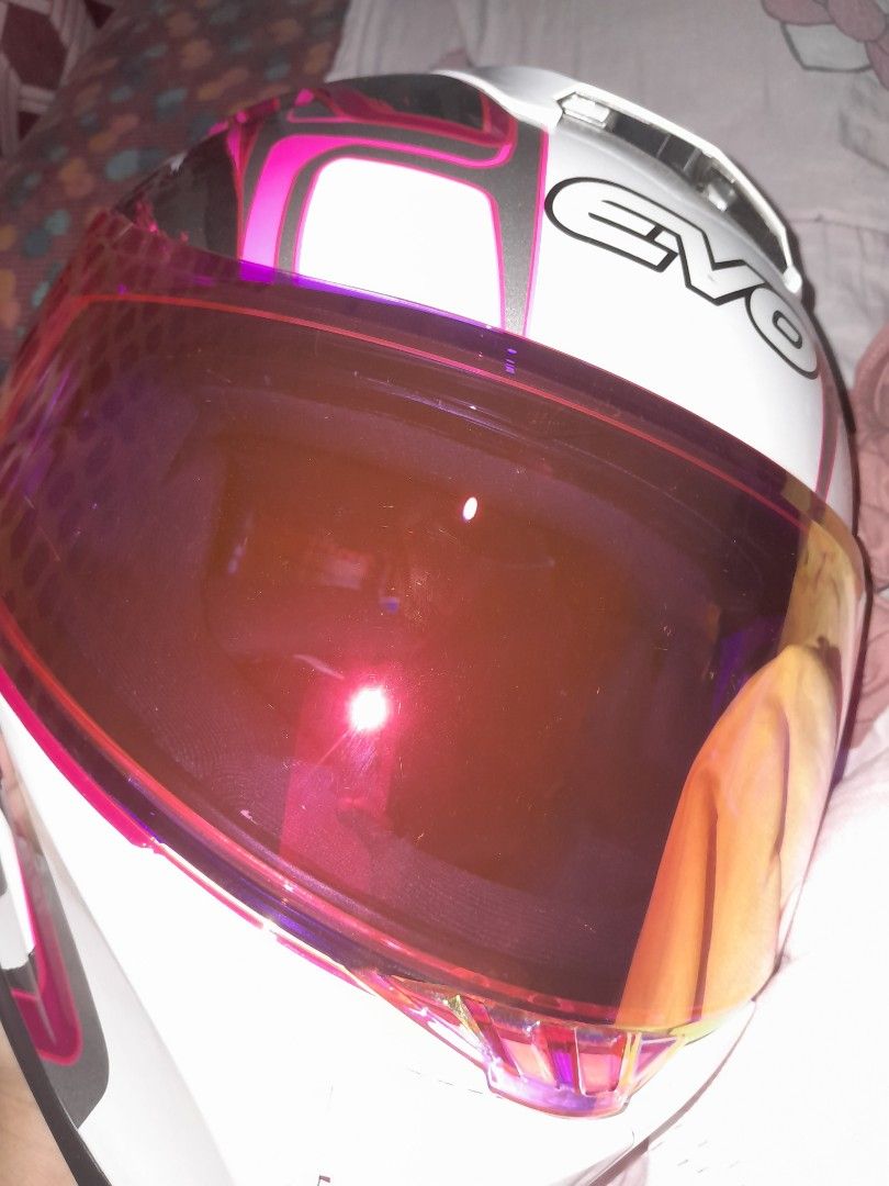 EVO Riot Pink Helmet, Motorbikes, Motorbike Parts & Accessories ...