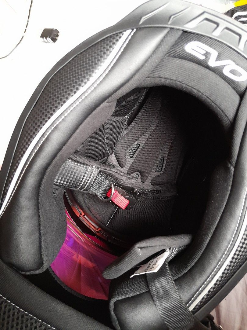 EVO Riot Pink Helmet, Motorbikes, Motorbike Parts & Accessories ...