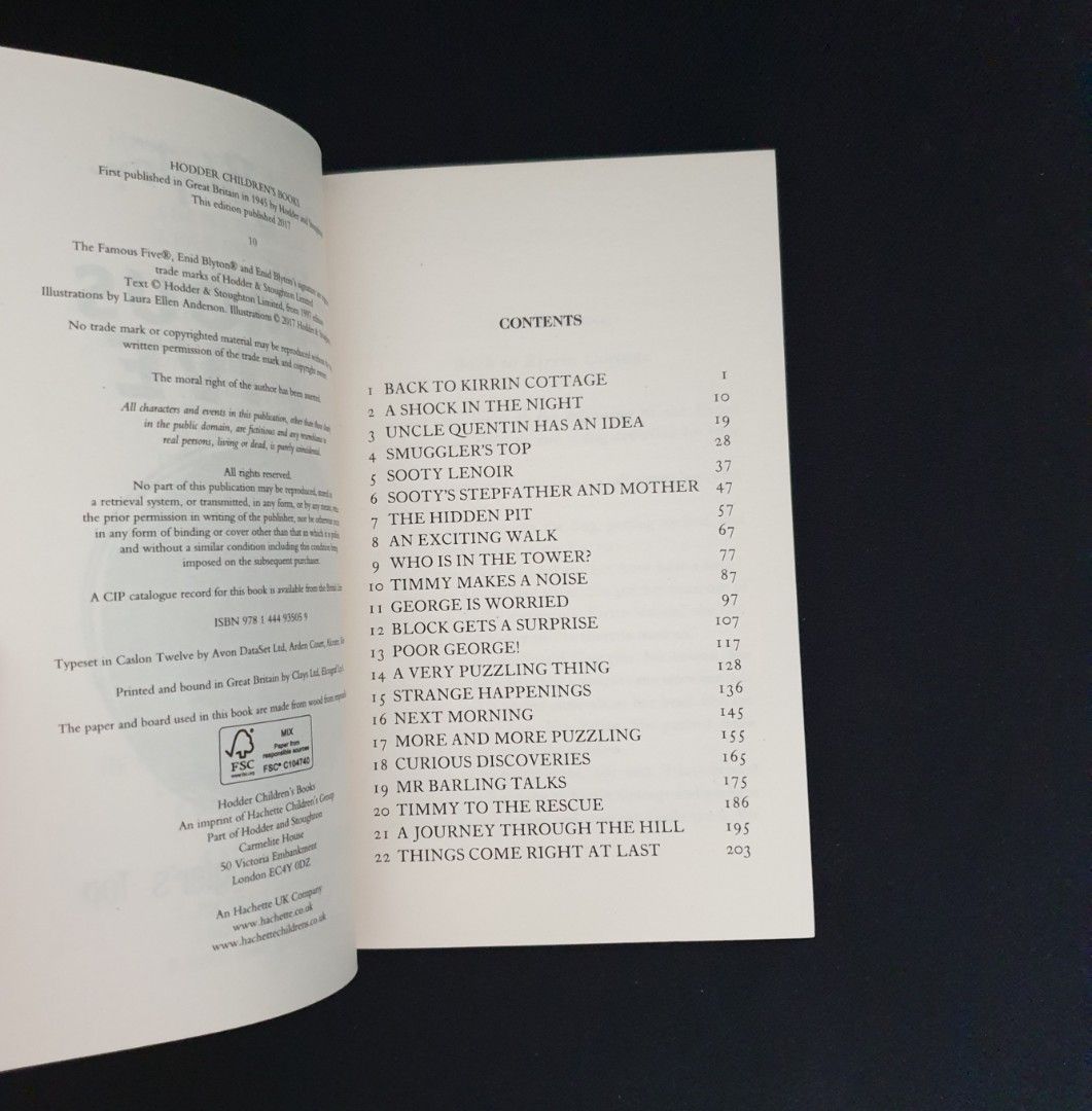 Five Go to Smuggler's Top: The Famous Five, Book 4, Hobbies & Toys ...