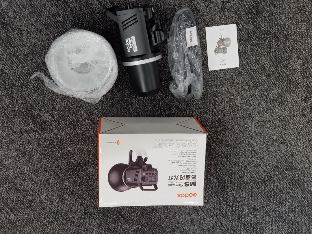 [Brand New] Godox MS300 Studio Flash Monolight Strobe 300W (Bowens ...