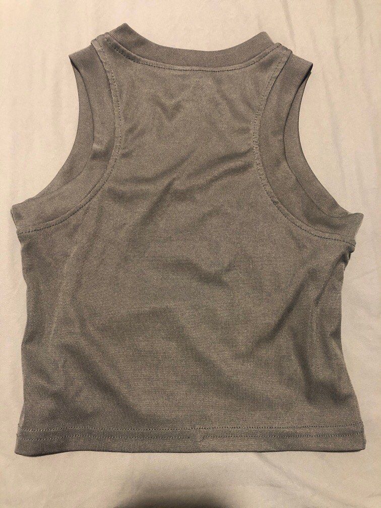 grey razorback tank, Women's Fashion, Tops, Sleeveless on Carousell