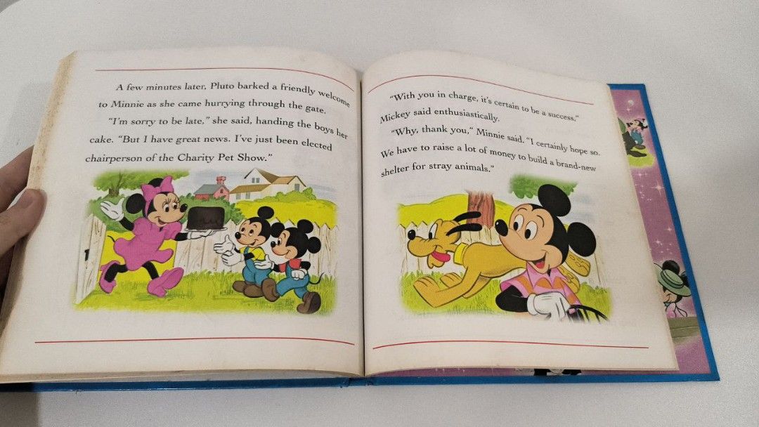 Hardcover The Wonder Disney of Storybook collection Thick, Hobbies ...
