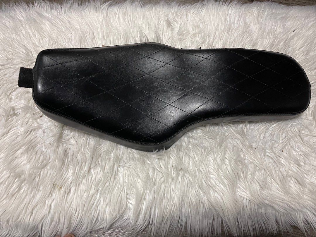 Harley Sportster Seat (Le Pera Cobra Seat), Motorcycles, Motorcycle ...