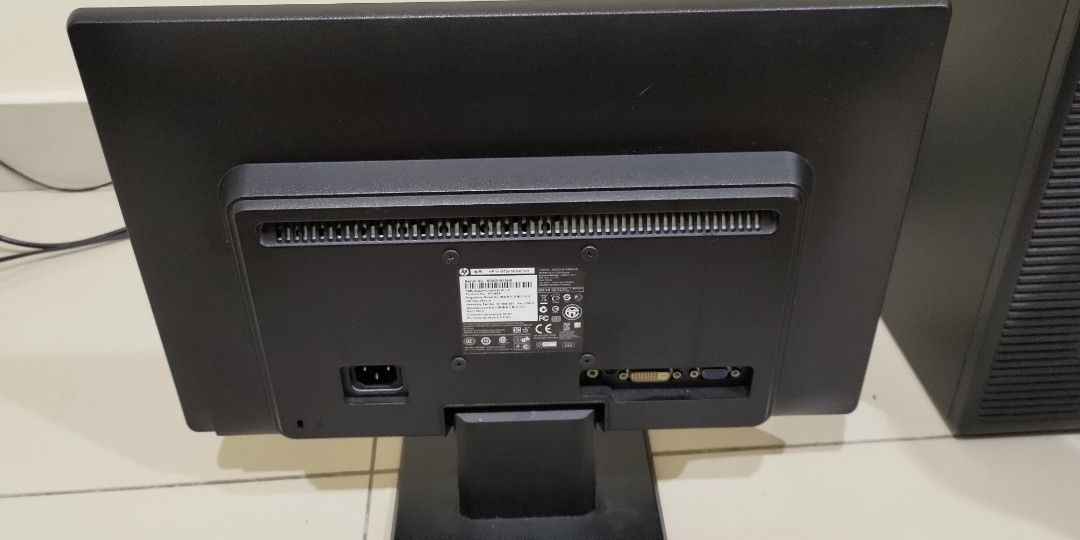 HP W1972A - 19" MONITOR, Computers & Tech, Parts & Accessories, Monitor ...