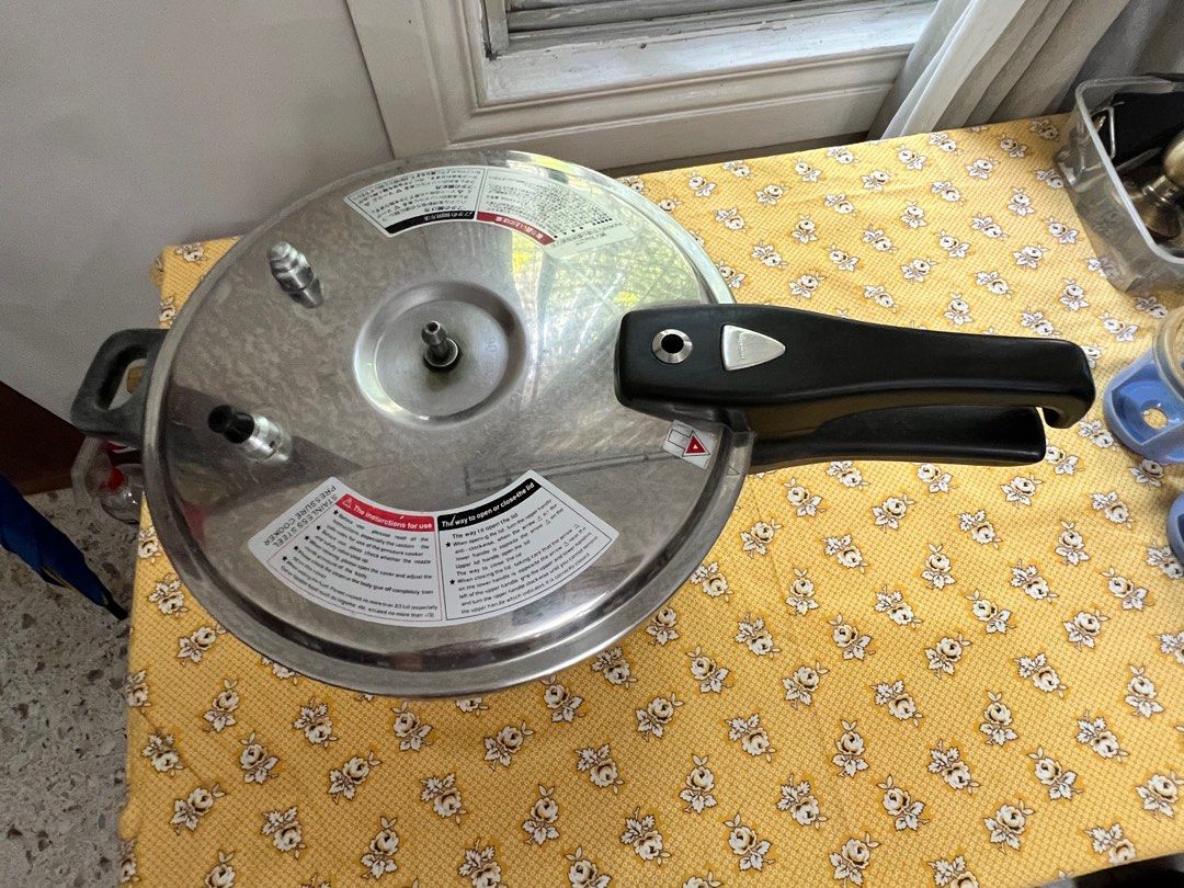 Imarflex pressure cooker 7 liters, Furniture & Home Living, Kitchenware ...