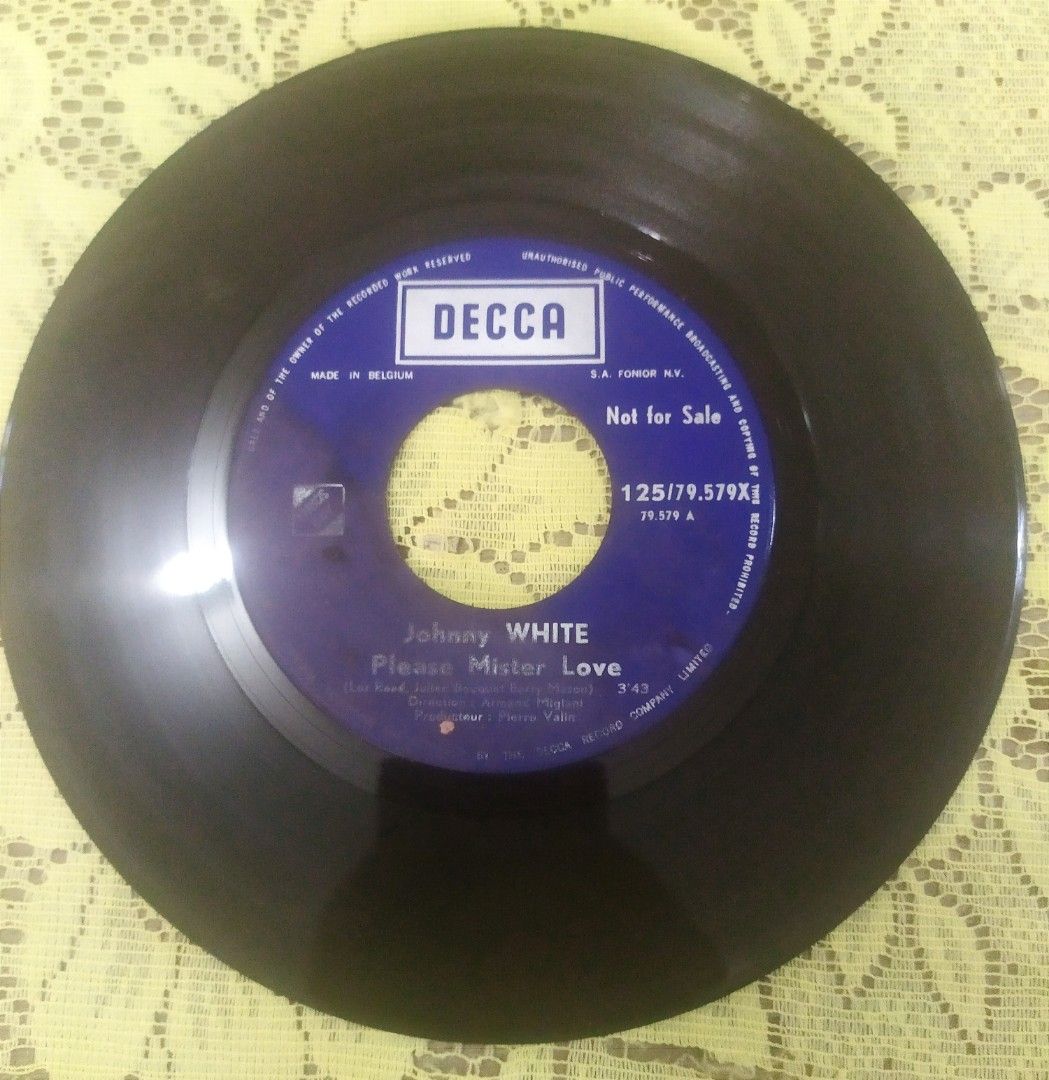 Johnny White - Please Mister Love (7" single) VINYL PLAKA on Carousell