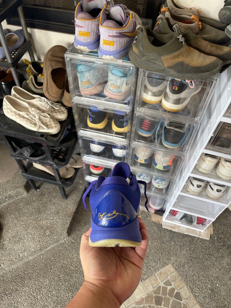 Kobe 5 pro tro, Men's Fashion, Footwear, Sneakers on Carousell