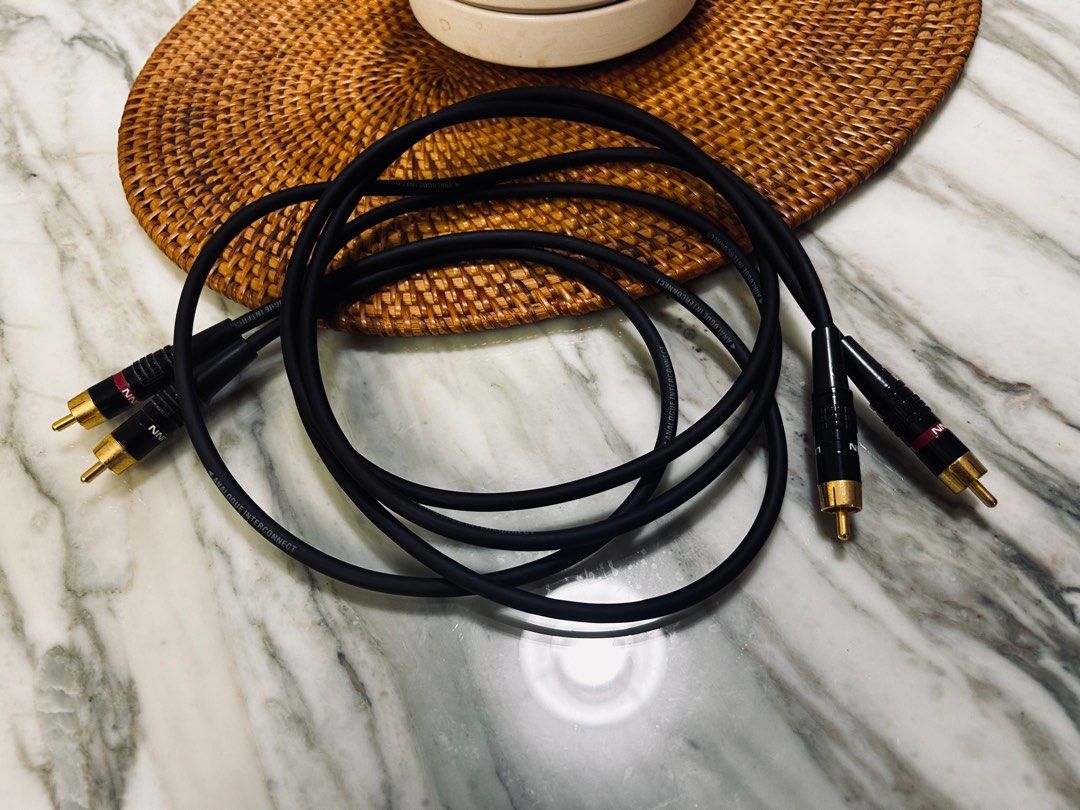 Linn Black RCA Interconnect cable, Audio, Other Audio Equipment on ...