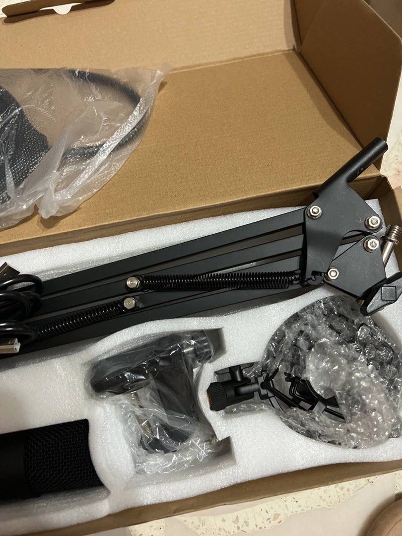 MANLI professional condenser microphone, Audio, Microphones on Carousell