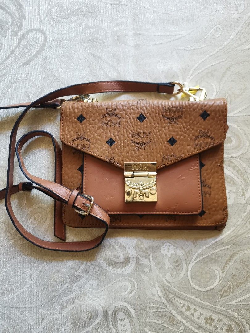 McM Small Tracy Satchel in Visetos on Carousell