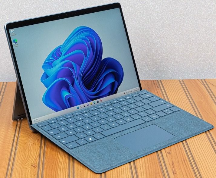 Microsoft Surface Pro 9 (Core i5, 8GB/128GB) Graphite/Sapphire/Forest ...