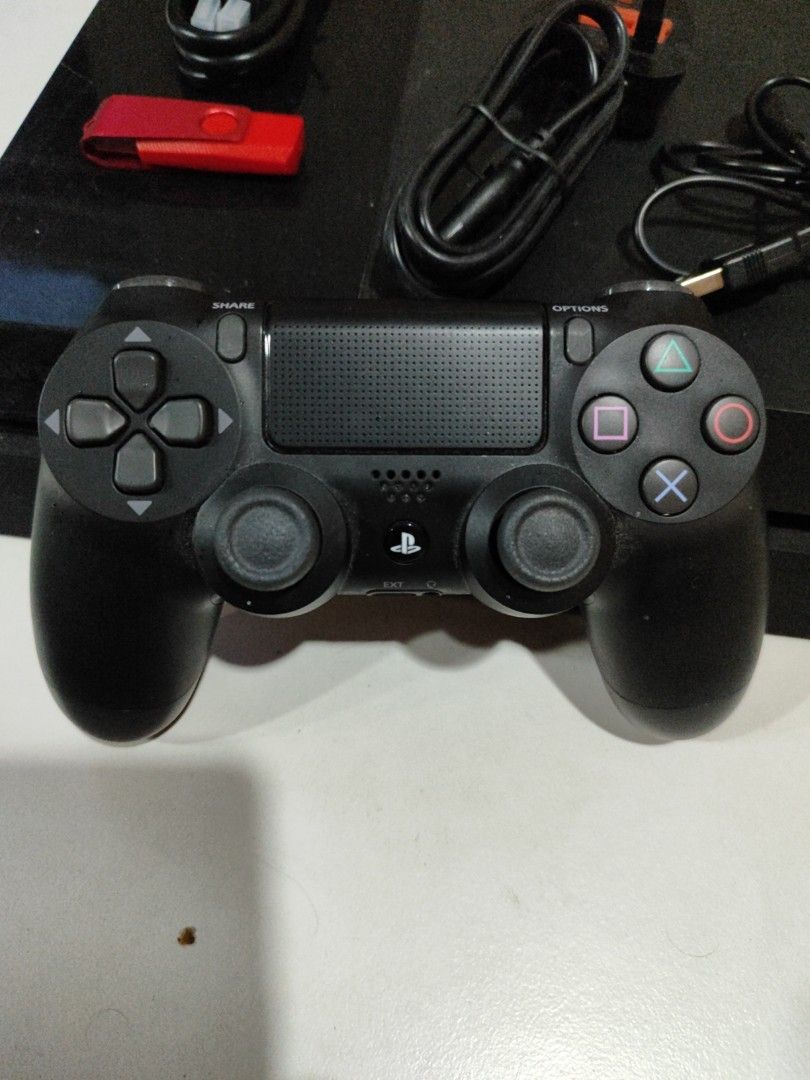 Modded PS4 on firmware 9.00 with controller and cables, Video Gaming ...