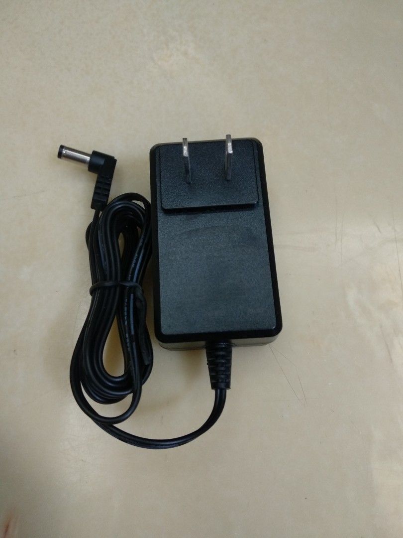 NICO吸塵器用 27V 充電器 變壓器 電源供應器, 電腦及科技產品, 電腦周邊產品, 轉接線及轉換器在旋轉拍賣