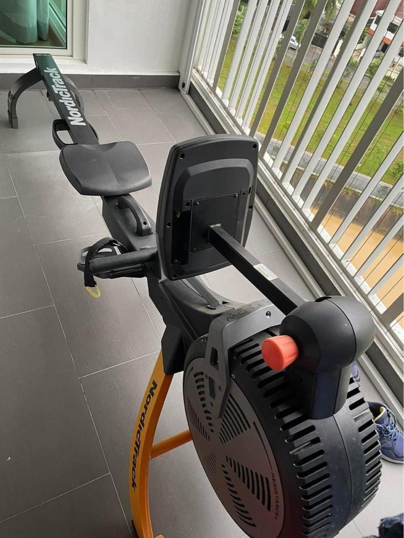 NordicTrack rowing machine, Sports Equipment, Exercise & Fitness ...
