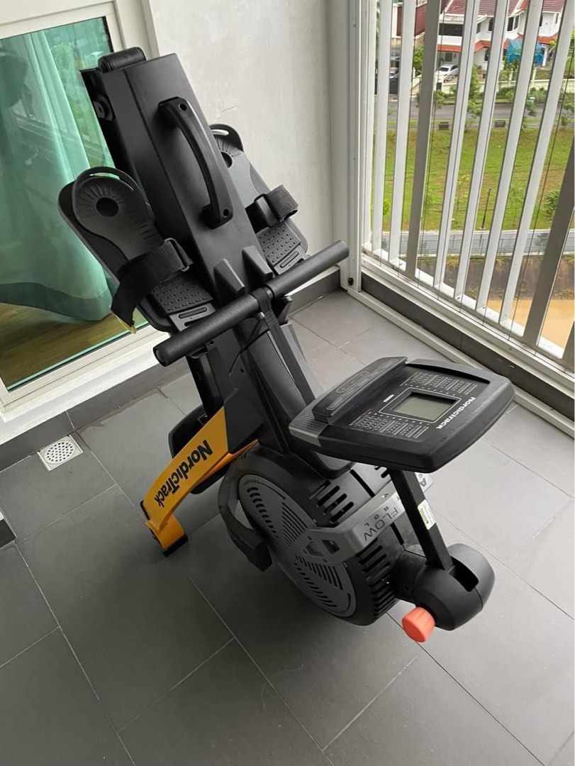 NordicTrack rowing machine, Sports Equipment, Exercise & Fitness ...