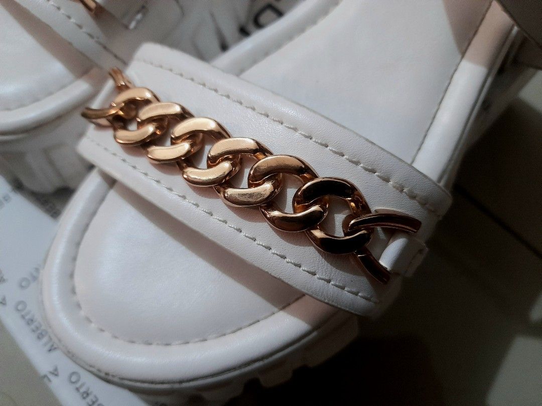 Out of Stock ALBERTO White Chunky Wedge Sandals, Women's Fashion ...