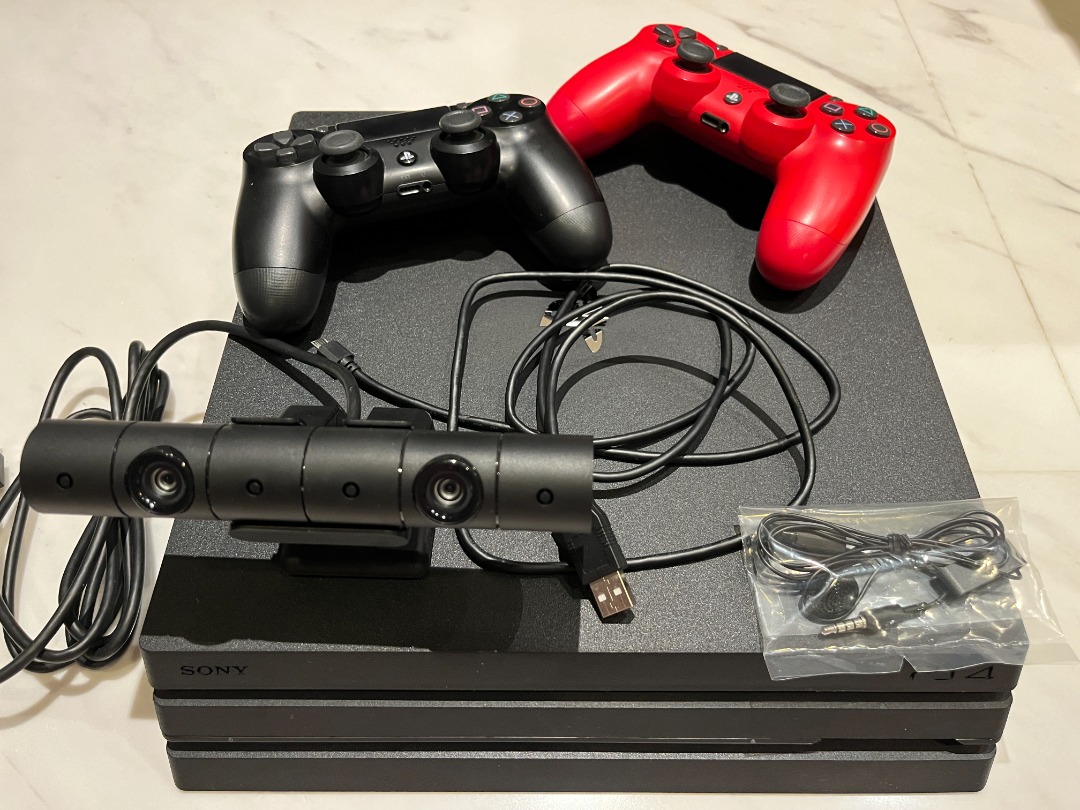 PlayStation 4 (PS4) Pro with Camera, Video Gaming, Video Game Consoles ...