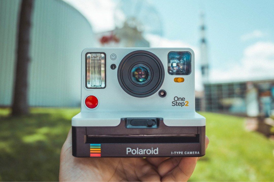 Polaroid OneStep 2, Photography, Cameras on Carousell