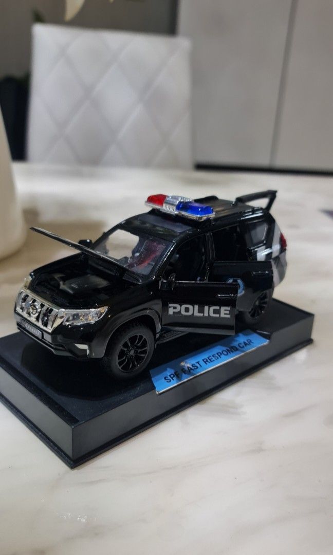 Police Car Scale 1:32, Hobbies & Toys, Toys & Games on Carousell