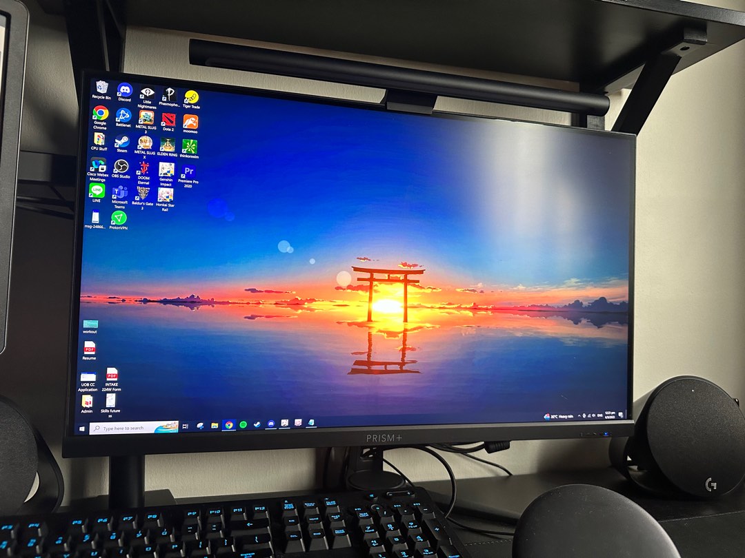 PRISM+ PL270 4K resolution UHD 75HZ, Computers & Tech, Parts ...