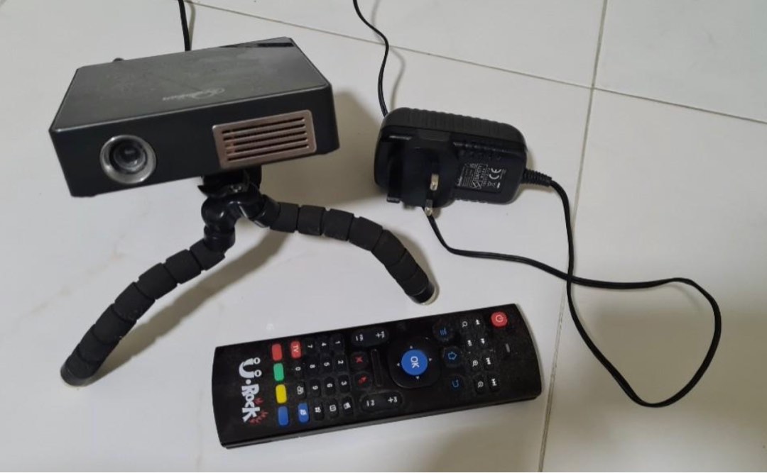 Red Bean 4K Projector, TV & Home Appliances, TV & Entertainment ...