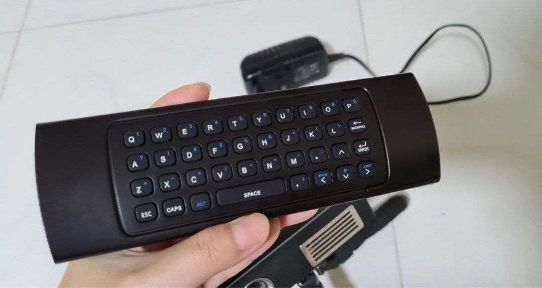 Red Bean 4K Projector, TV & Home Appliances, TV & Entertainment ...