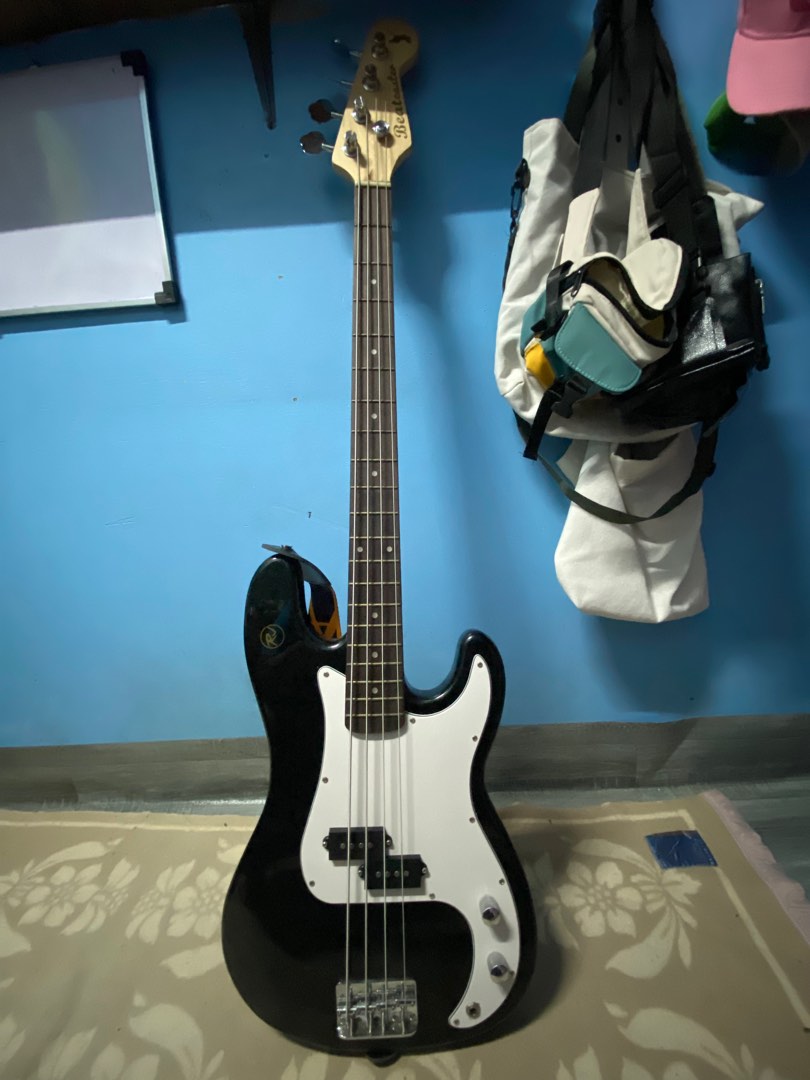 RJ Electric Bass Guitar Black, Audio, Portable Music Players on Carousell