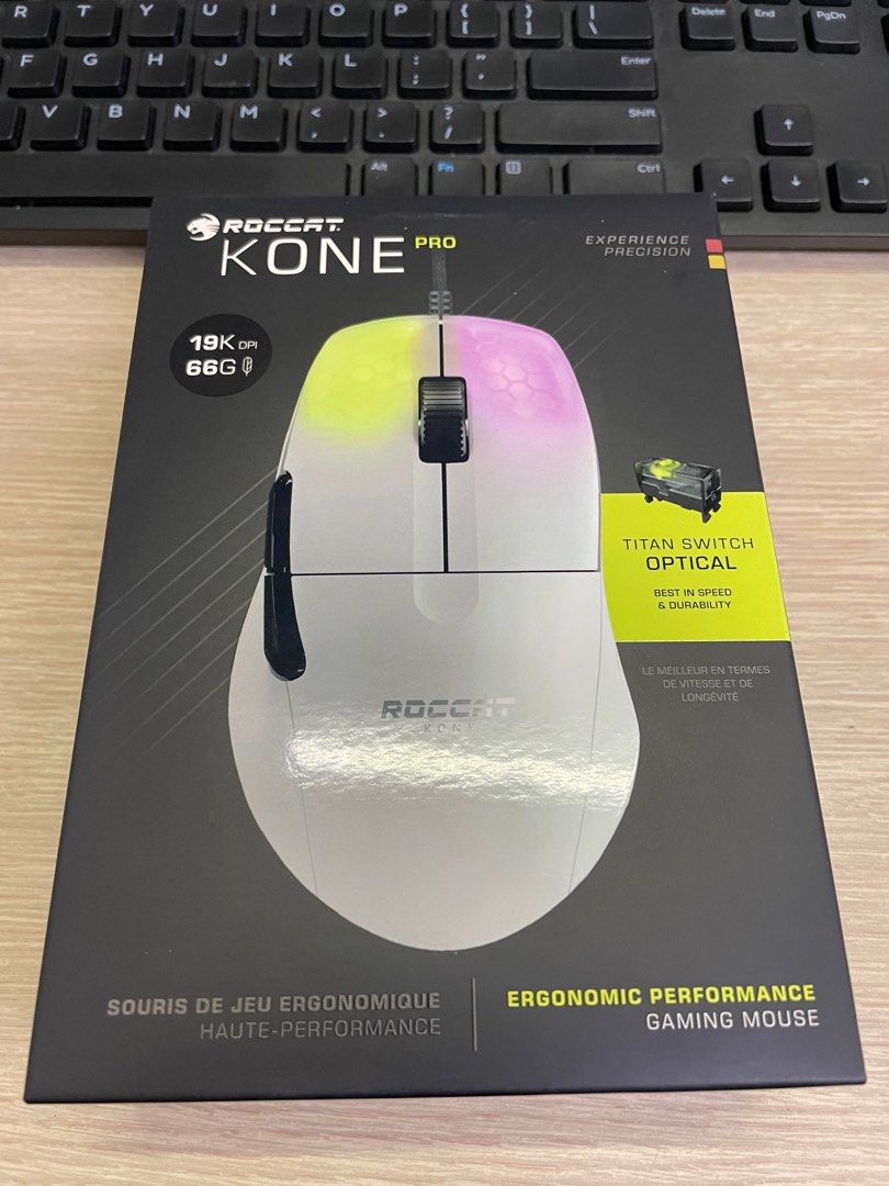 ROCCAT Kone Pro PC Gaming Mouse, Lightweight Ergonomic Design, Titan ...