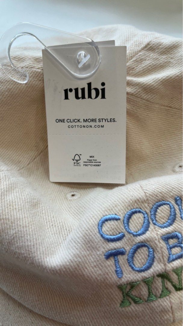 rubi cap, Women's Fashion, Watches & Accessories, Hats & Beanies on ...