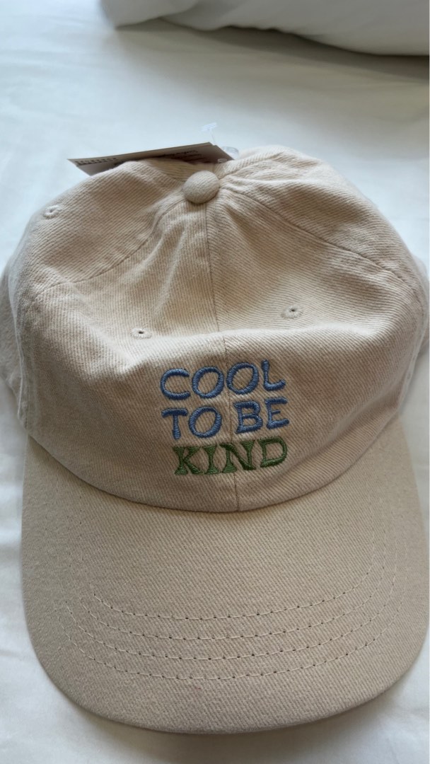rubi cap, Women's Fashion, Watches & Accessories, Hats & Beanies on ...